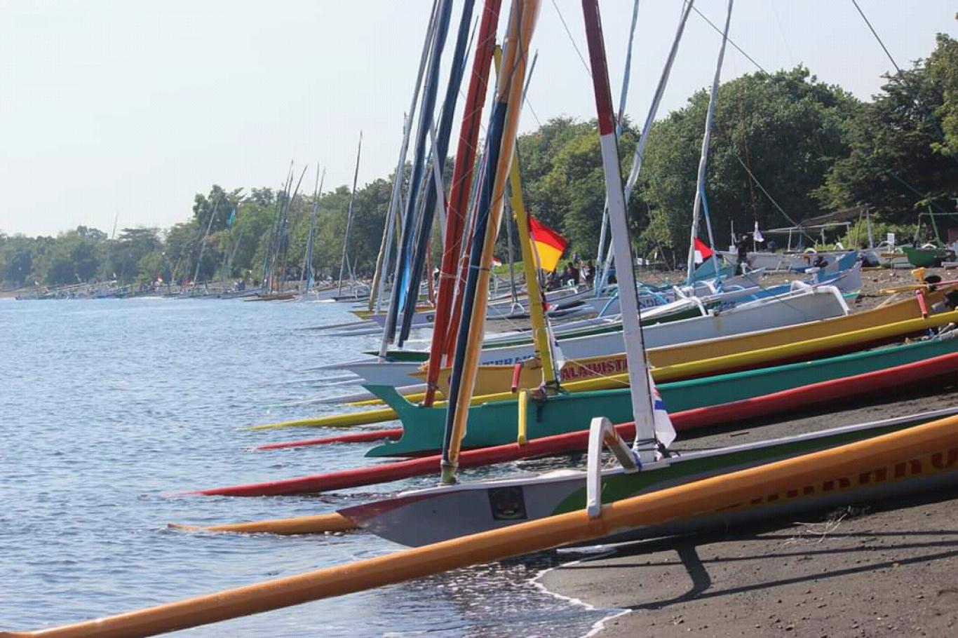 LOMBA PERAHU LAYAR TAHUN 2019 - Website Desa KEROBOKAN